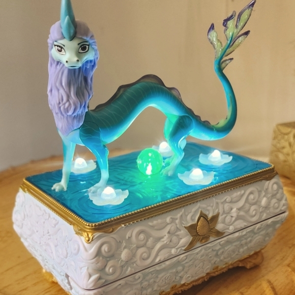Disney | Toys | Raya Disney The Last Dragon Chest Jewelry Box Sisu ...